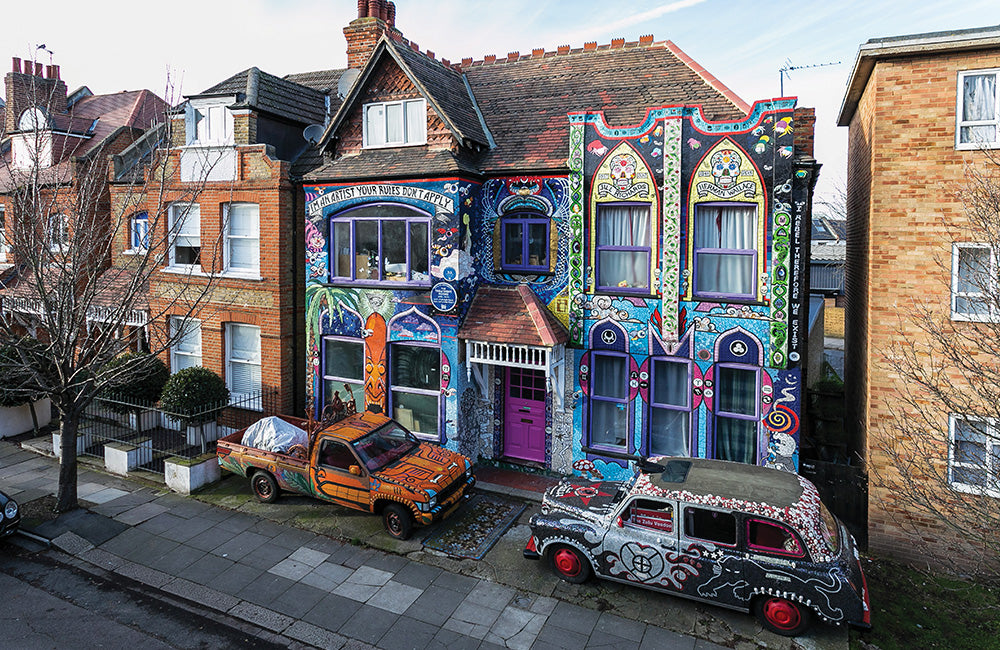 Carrie Reichardt: A Piece of Public Art – RAW VISION