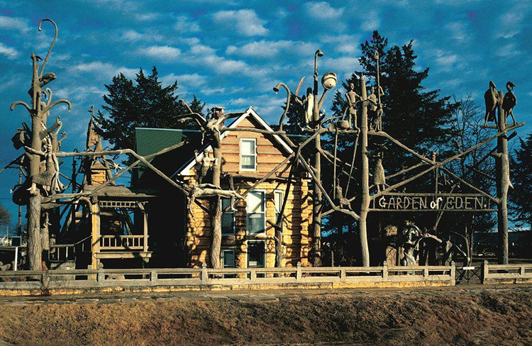 Samuel Perry Dinsmoor's Garden of Eden – RAW VISION